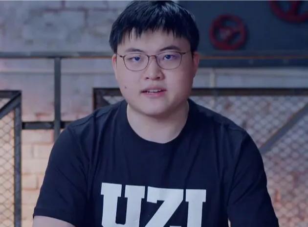 UZI辟谣获得名人堂皮肤，不知道哪里来的节奏，皮肤他想选德莱文 - 知乎