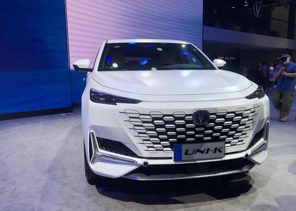 配2.0T+8AT，UNI-K即将上市，长安又一爆款要诞生了 - 知乎