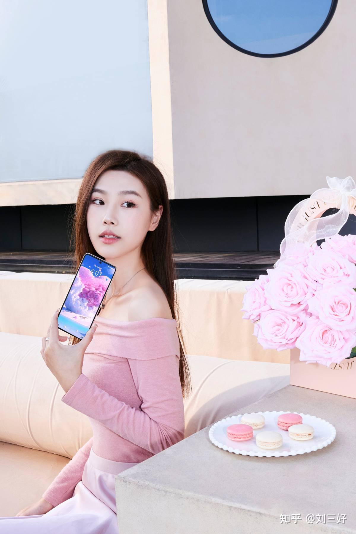 520让恋爱甜蜜升级，华为Pocket S倾情助力，外观和实用性都到位 - 知乎