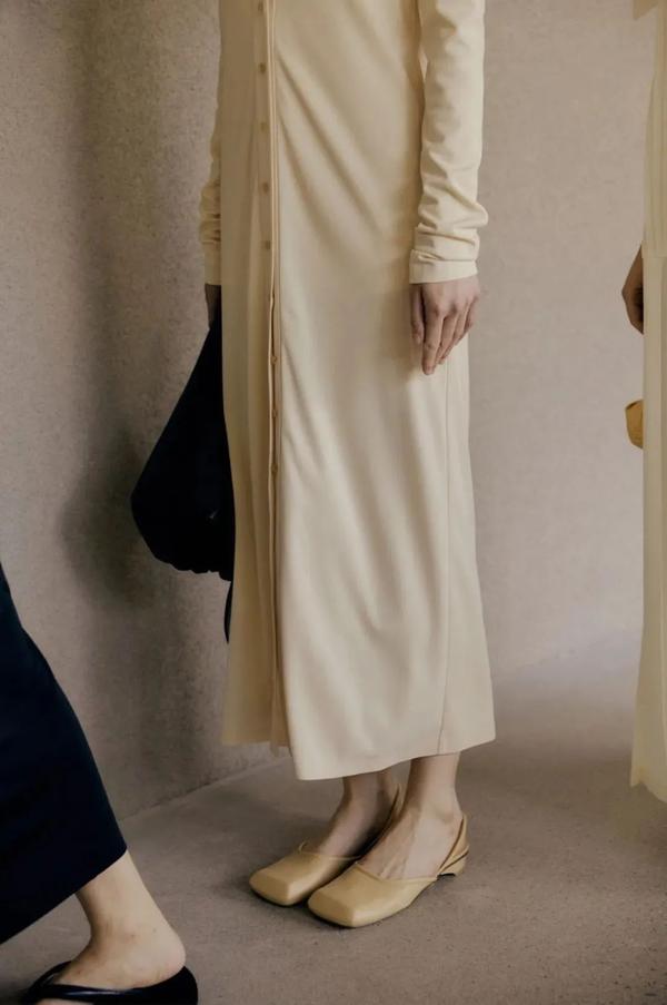 Low Classic丨当现代极简美学与古典主义完美共存 - 知乎