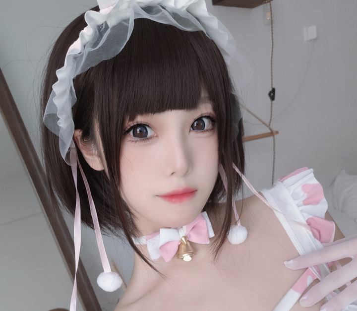蜜汁猫裘cos~奶牛兔女仆 最新cosplay写真作品图片欣赏 - 知乎