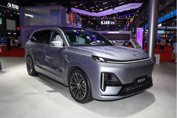 手握30万，6座SUV怎么选？深蓝S09和理想L8谁的性价比更高？ - 知乎