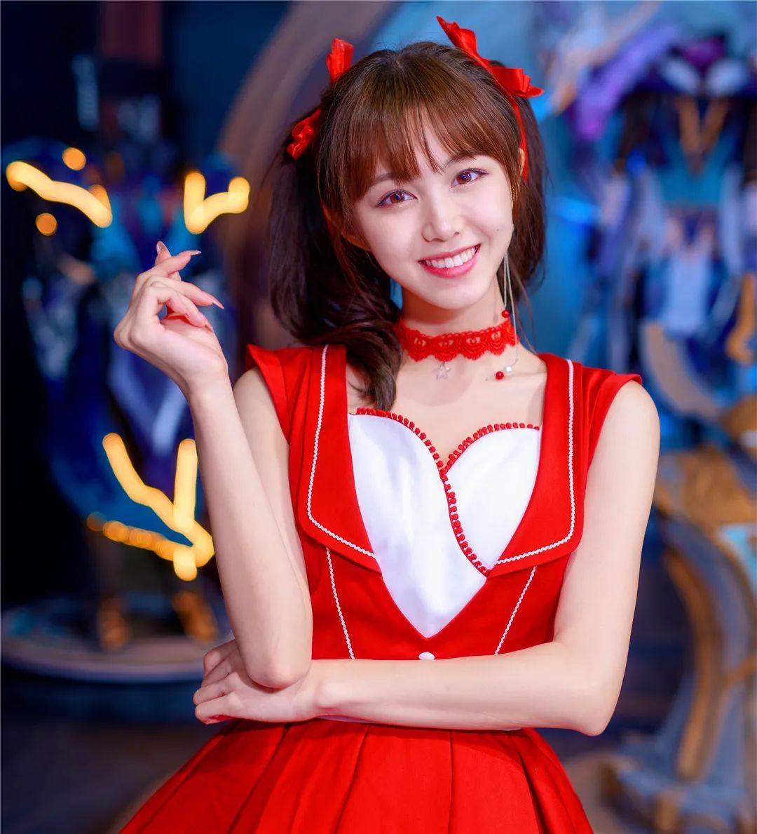 CJ展恋柱COS引网友调侃，称还原不用心侮辱灵魂，还缺乏人与人的信任 - 知乎