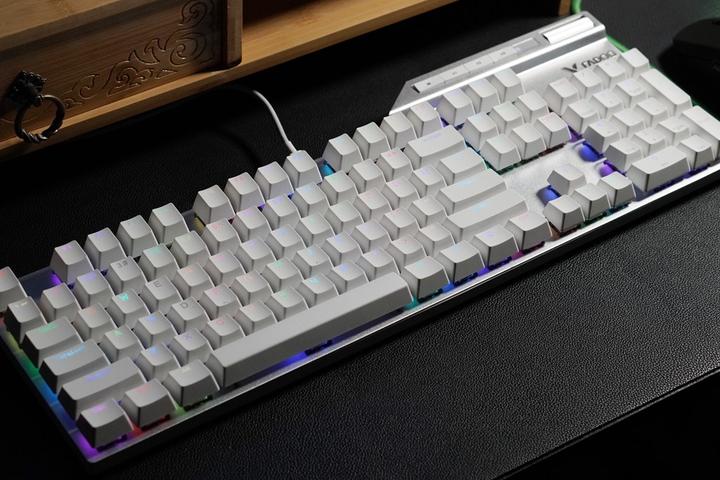 雷柏V700 DIY机械键盘：个性专属、幻彩背光 - 知乎