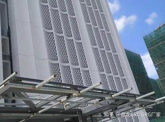 UHPC生产厂家怎样实现UHPC板的高强度和强耐久性？ - 知乎