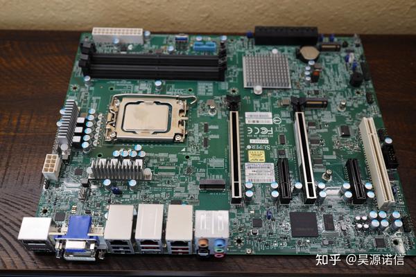 Supermicro X13SAE-F W680 主板迷你评测 - 知乎