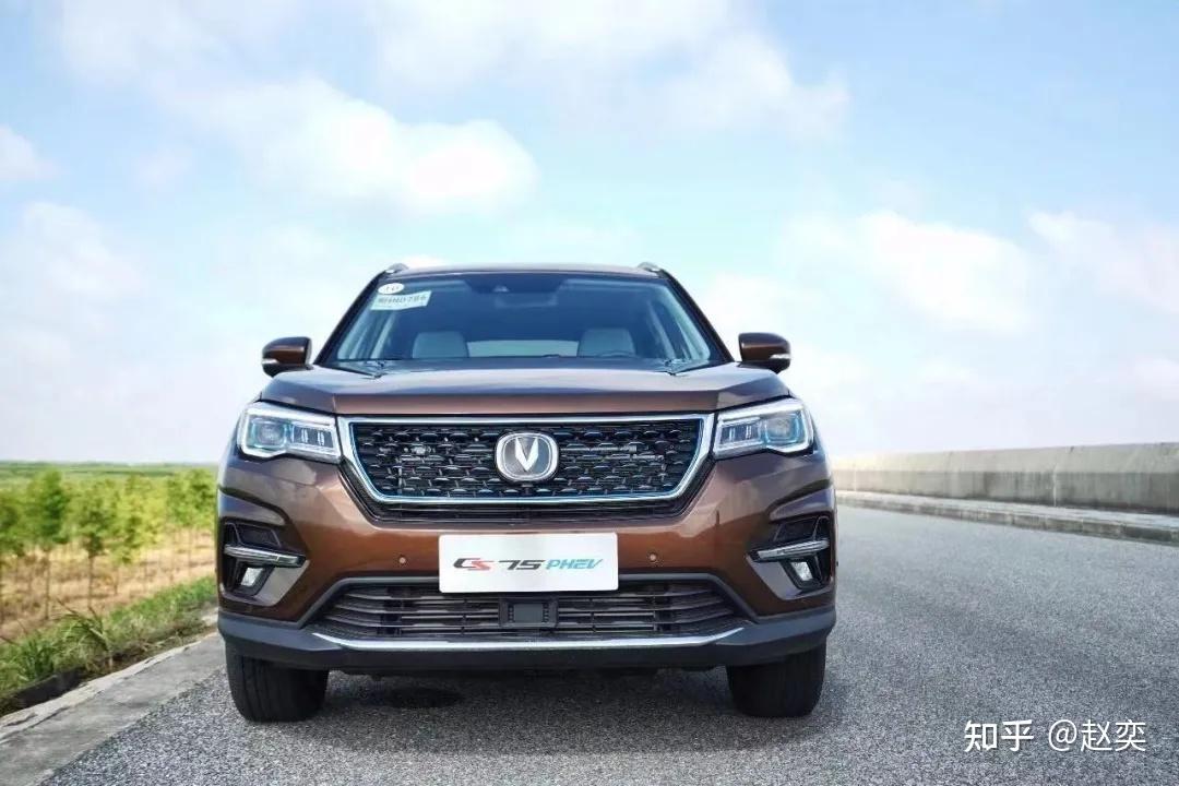 续航1200公里，同级油耗最低！4月热销的宋PLUS DM-i比CS75 PHEV更能打吗？ - 知乎