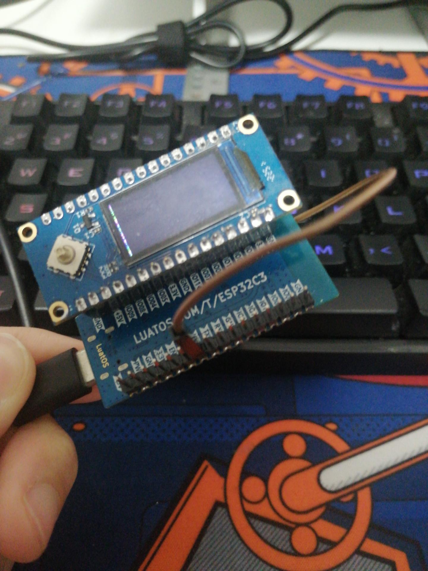 esp32c3+air101Lcd MicroPython超详细教程指南 点亮tft、bmp彩色图片、五方向按钮！！！ - Duyuxuan - 知乎