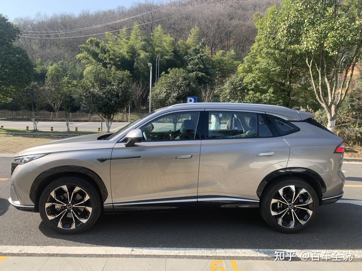 全新第三代荣威RX5值得买么？看看荣威RX5 PLUS车主怎么说 - 知乎