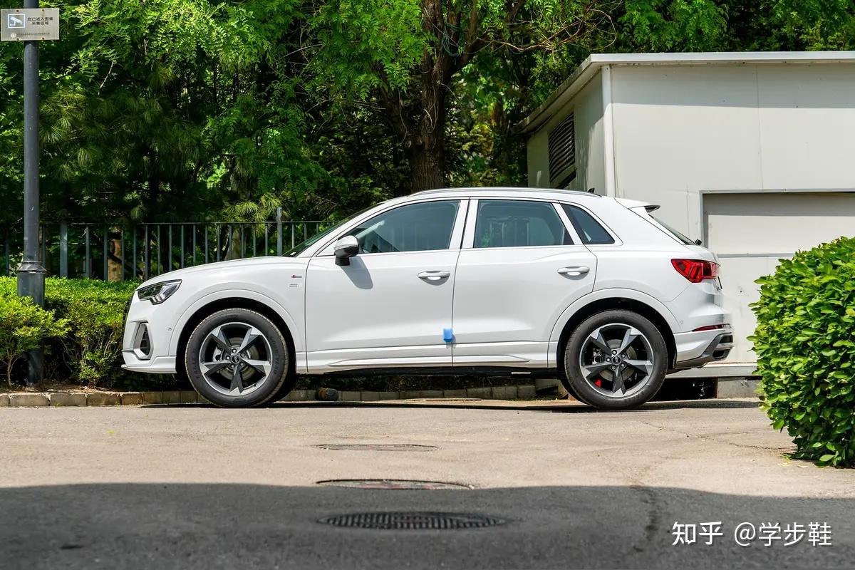 奥迪Q3降价了吗？不到23w就能提？ - 知乎
