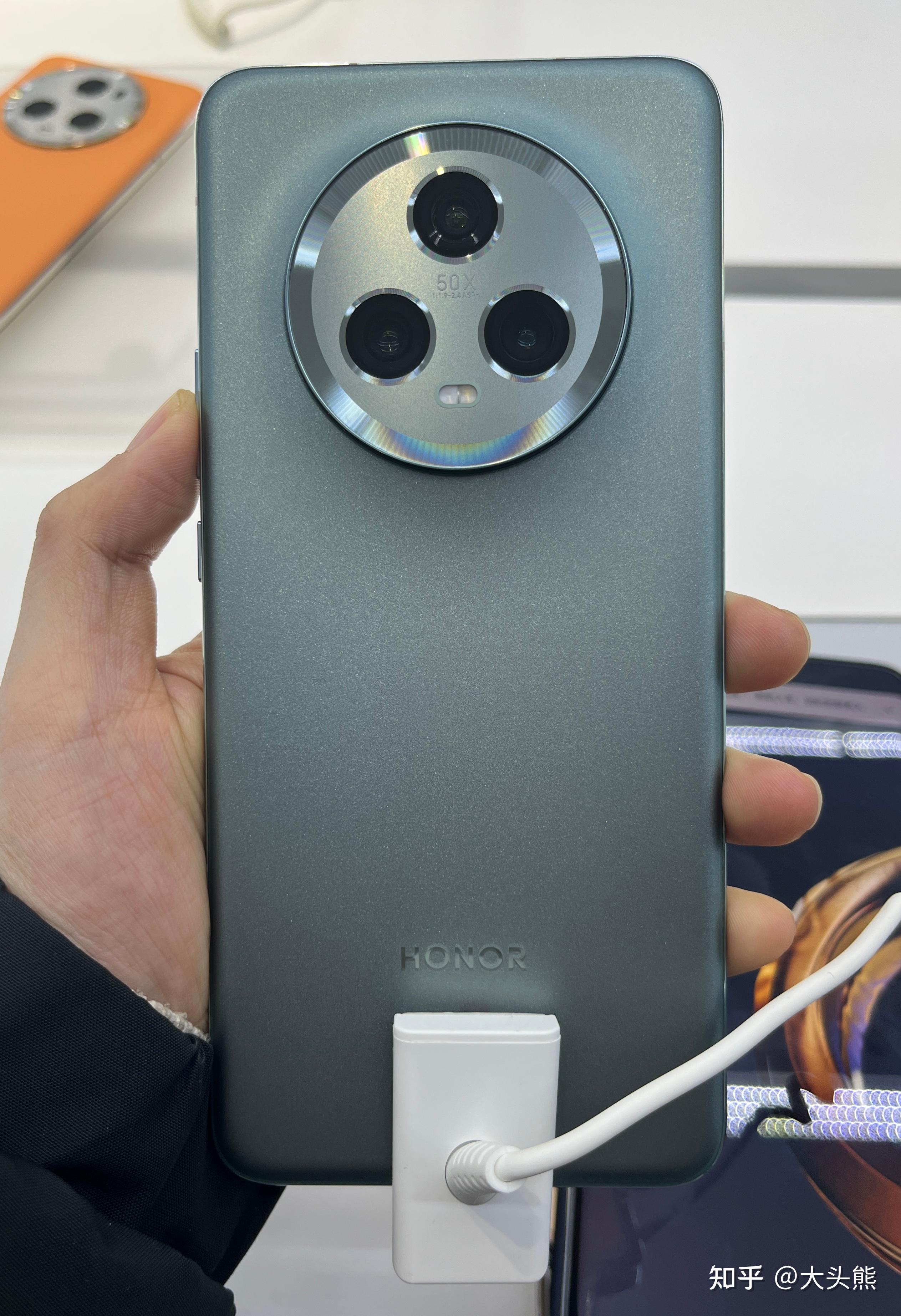 荣耀90pro和荣耀magic5选哪个？