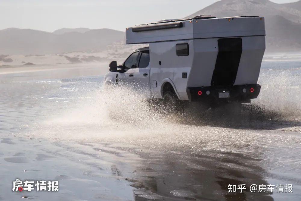 福特新款房车来啦！配3.5T+10AT动力强悍，车门设计特别像装甲车 - 知乎