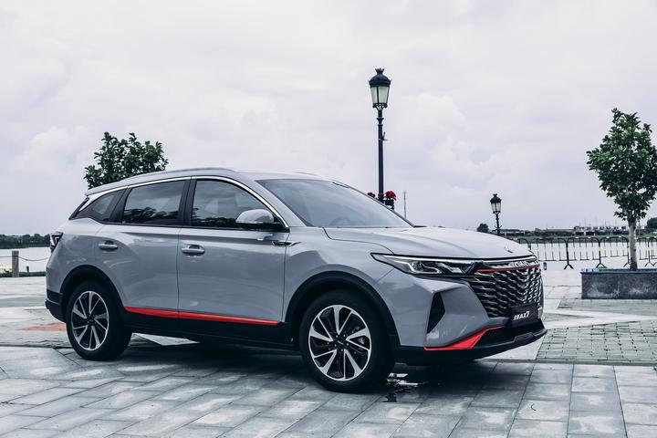 10万级SUV“新贵”，1.5T媲美2.0T，配5G车联网，外观很霸气 - 知乎