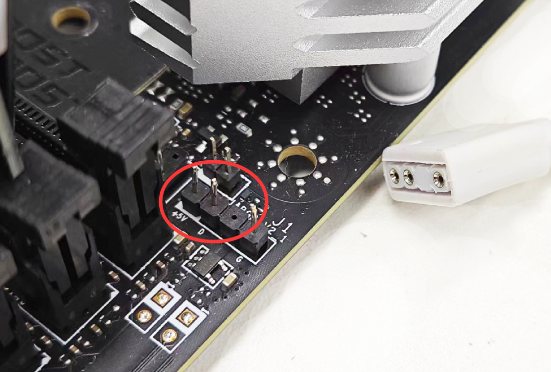 插错很危险，主板RGB接口安装指南 - 知乎