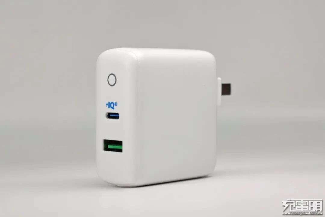 Power Integrations的双USB-C口方案案例汇总，多设备用户的福音 - 知乎