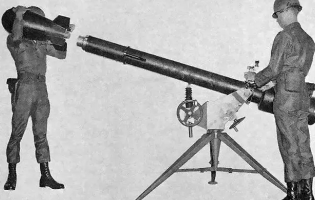 《三体》电视剧中史强用手枪打碎原子弹，并没有引发核爆形成蘑菇云，合理吗？ - 知乎