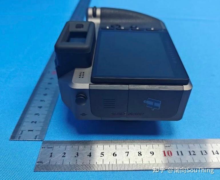 哈苏X2D II预计8月26日发布，一同发布的还有新镜头？！ - 知乎