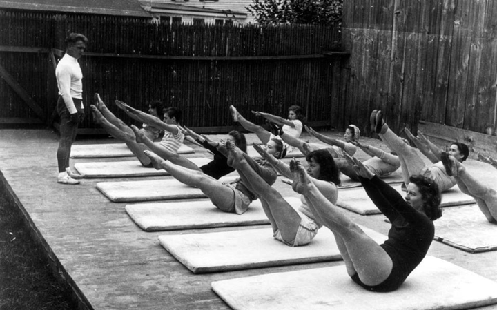 约瑟夫·普拉提，他的方法、历史和理念 - 知乎