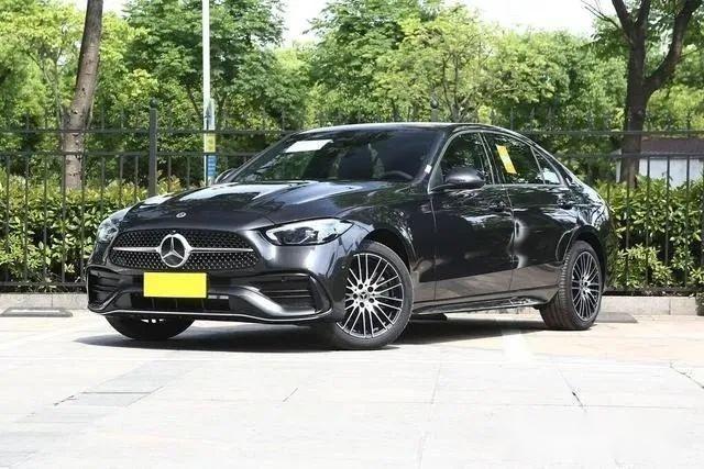 奔驰C级降价了，入门跌至22万多，配1.5T+9AT动力，值得选吗？ - 知乎