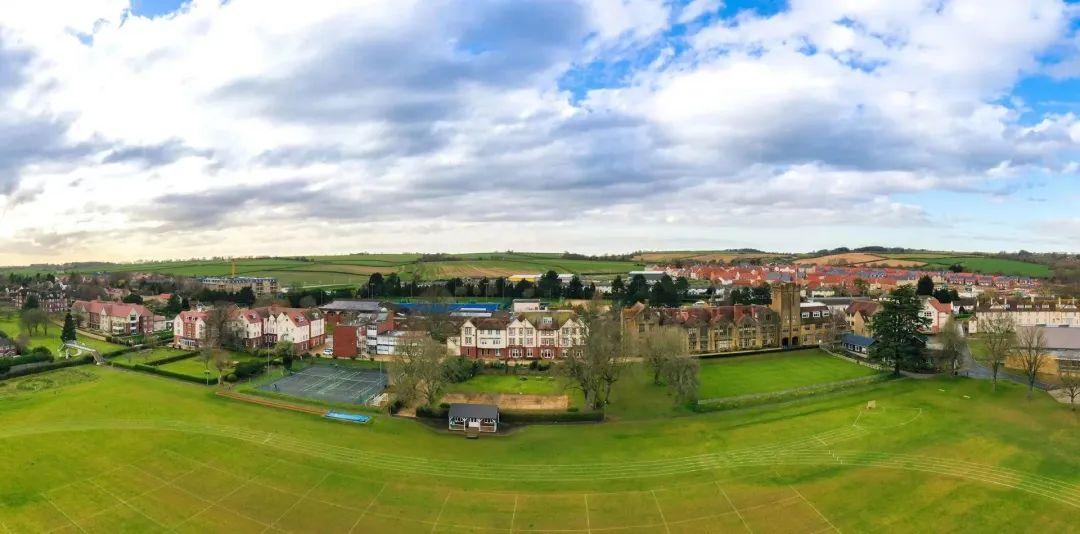威雅学子 | 从香港威雅走向世界，以音乐为梦，绽放出精彩 - 知乎