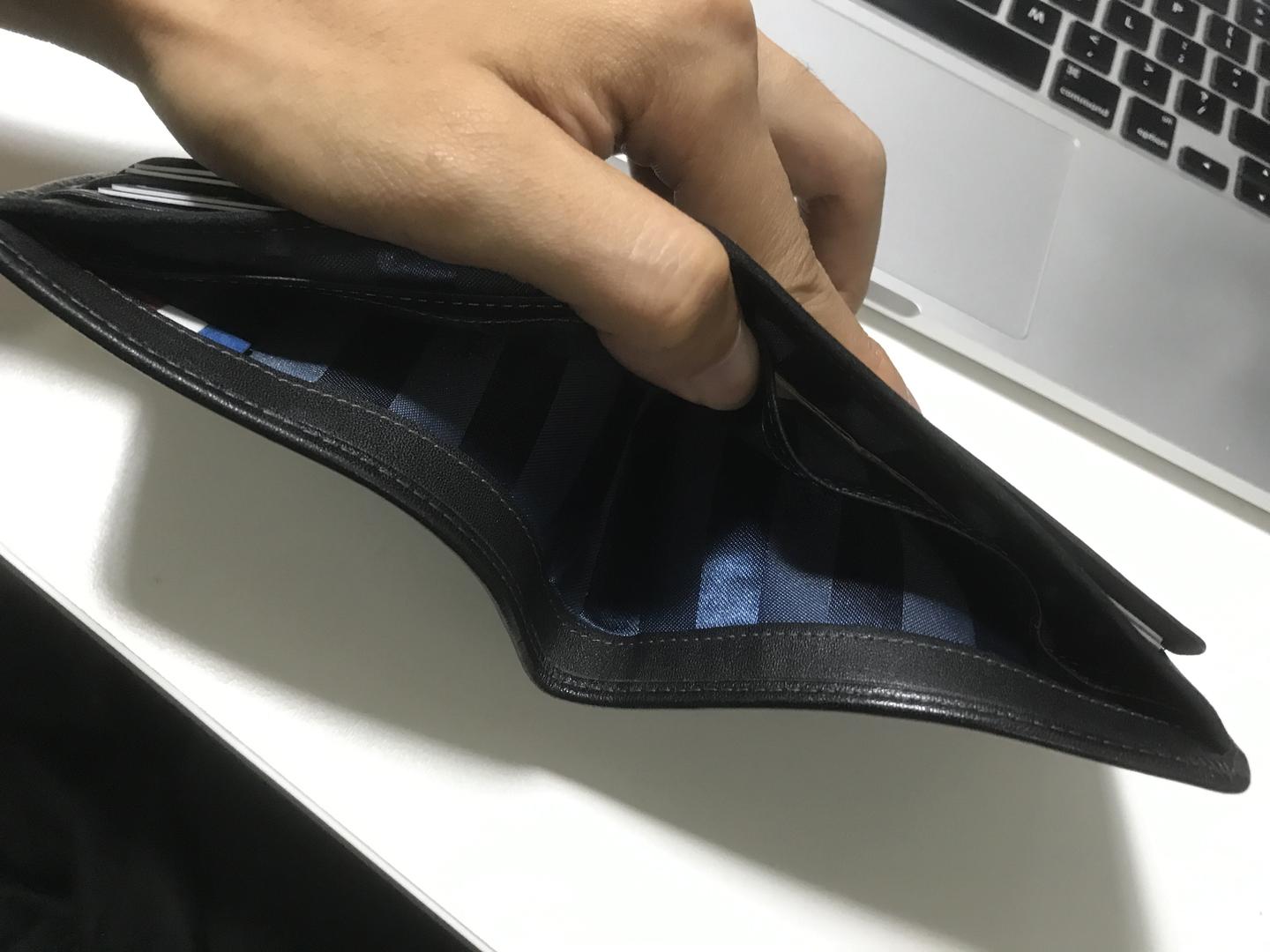 你的NAS需要配UPS吗？我入了一台便宜的UPS，来说说使用感受~ - 知乎