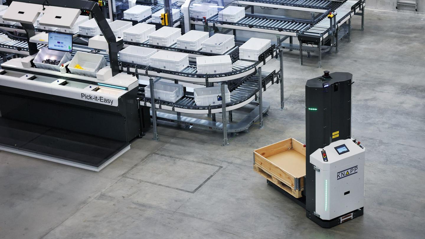 AMR 与 AGV 有何不同？详解两种智慧移动机器人的应用优势 - 知乎