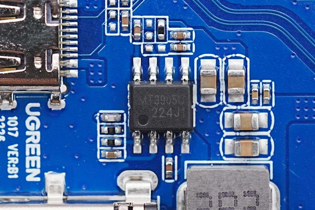 拆解报告：UGREEN绿联USB-C五合一转换器 - 知乎