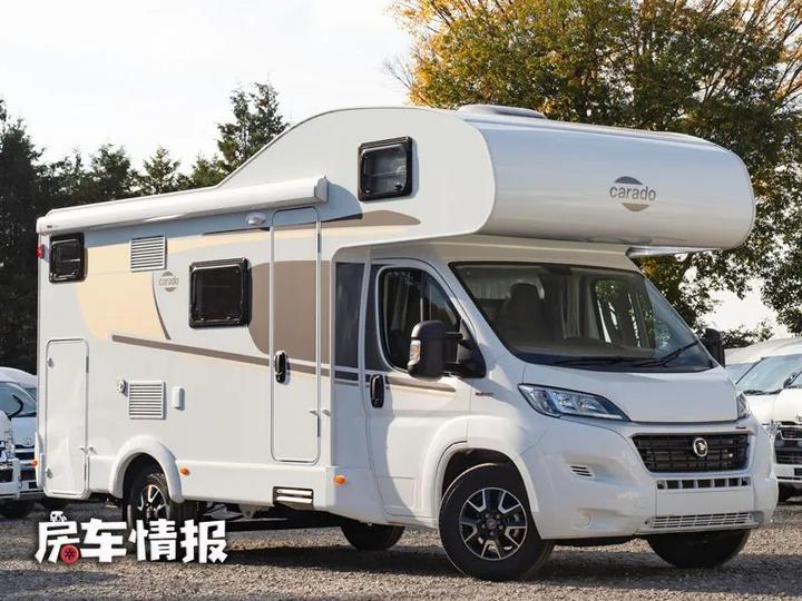 菲亚特C型房车，2.3T柴油+9AT动力强，四卧布局适合全家老少同行 - 知乎
