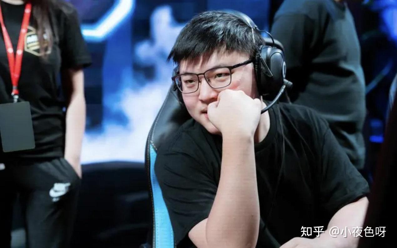 T1辅助Keria表现出众，获Uzi盛赞：有这样的辅助，我去T1也随便打 - 知乎