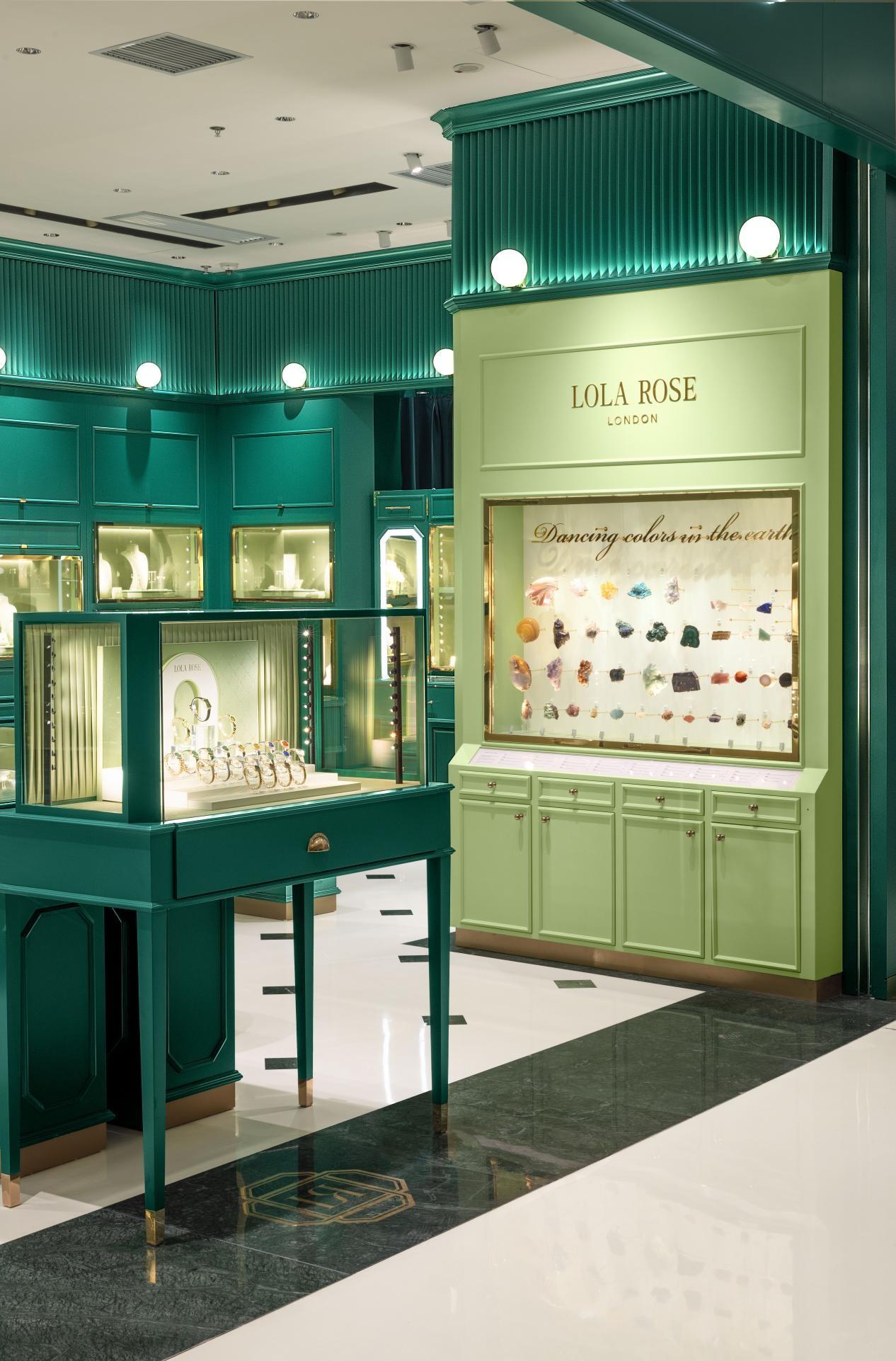 lola rose入星城，开启全新的英式复古之旅 - 知乎