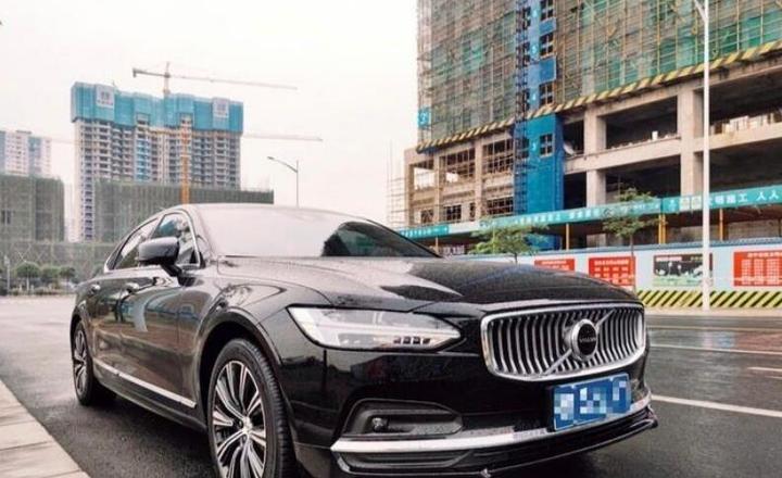 预算40万左右，入手2021款 沃尔沃S90，车主：商务感挺重！ - 知乎