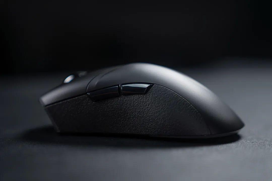 入门电竞，也要全面优秀——拯救者M5鼠标评测 - 知乎