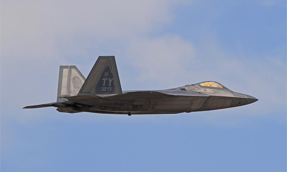 【图表】美军F-22“猛禽”战斗机大盘点 - 知乎