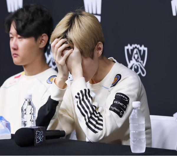 “Deft哭了”冲到热搜14！直言对自己很失望！笑笑：Deft可能要退役了！ - 知乎