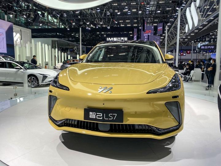 2022广州车展：智己LS7预售价35-50万 - 知乎
