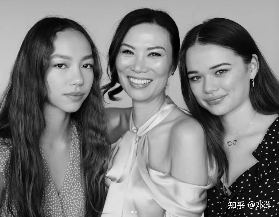 邓文迪俩女儿顶级名校毕业！虎妈育儿心机深，自己也颜值回春… - 知乎