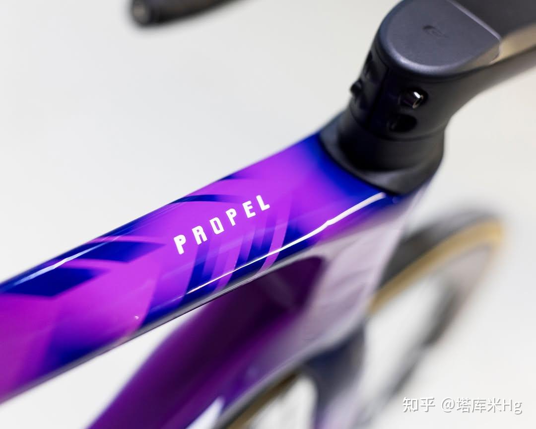 杰科车队2025换新颜！捷安特队版PROPEL+TCR全新涂装曝光！ - 知乎