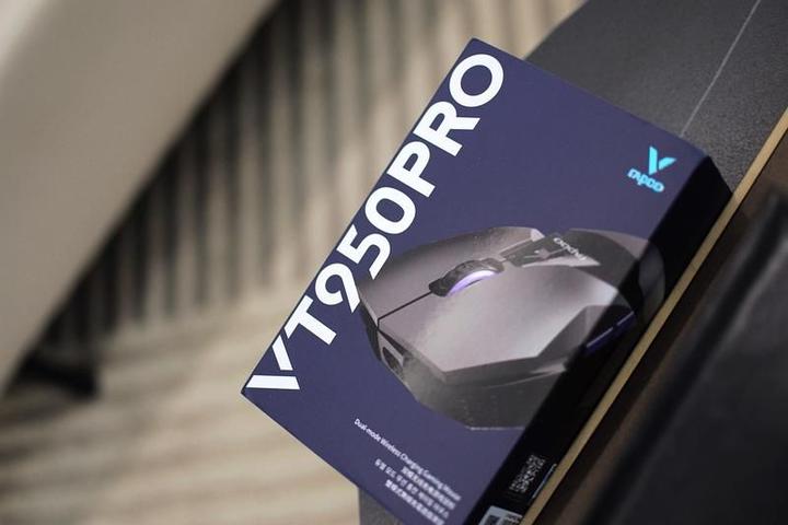 3395引擎+4K回报率，超跑带屏显的雷柏VT950PRO游戏鼠标卷到家了 - 知乎