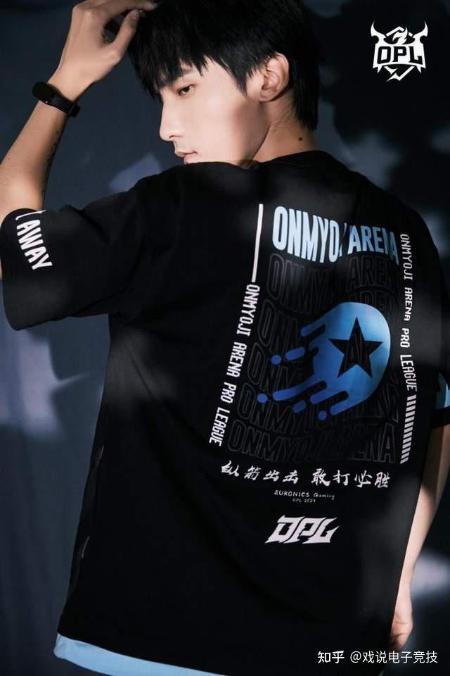 OPL战队海报崭新出炉，设计师：“灵感这一块拿捏了” - 知乎