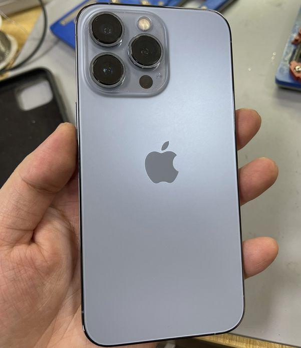 花小钱办大事？网友将iPhone13Pro扩容至1TB，但有缺点！ - 知乎