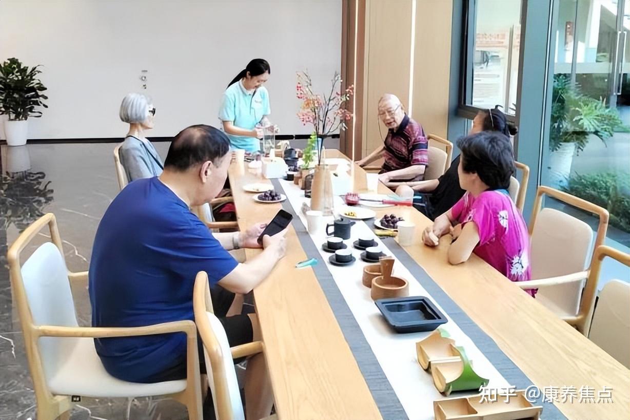 云探康养第37期 | 中国中铁西南首个城市田园CCRC康养旗舰社区-中铁·春台 - 知乎