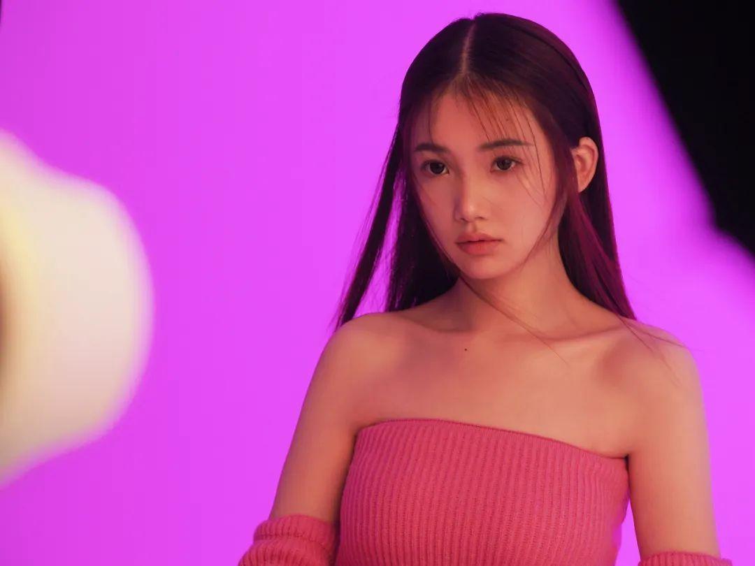 刘芷若：20岁，身高167cm，济南模特，热爱拍照 - 知乎