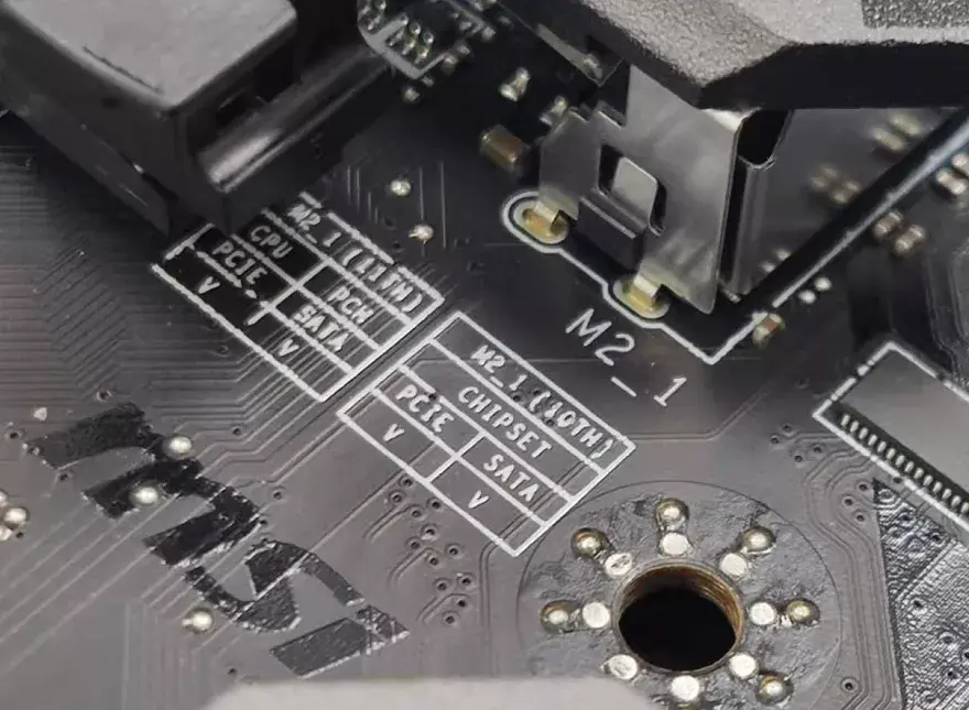 小红龙教你正确安装M.2硬盘 - 知乎