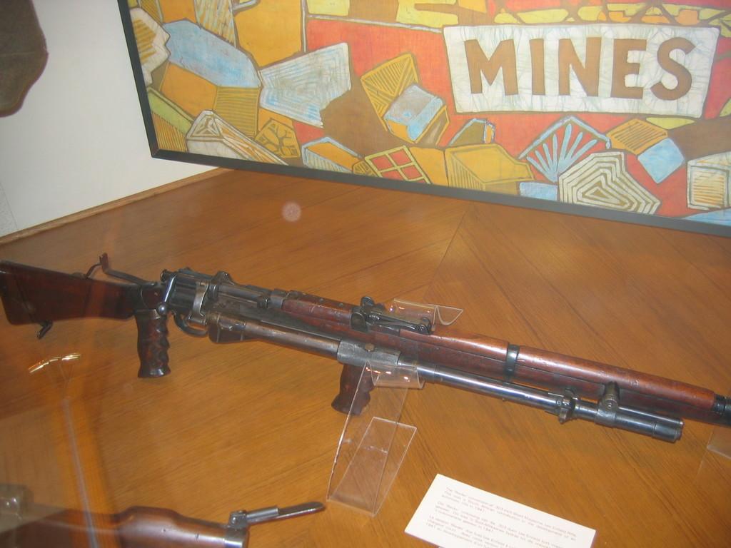 如何分辨李恩菲尔德半自动步枪的各个型号? - 知乎