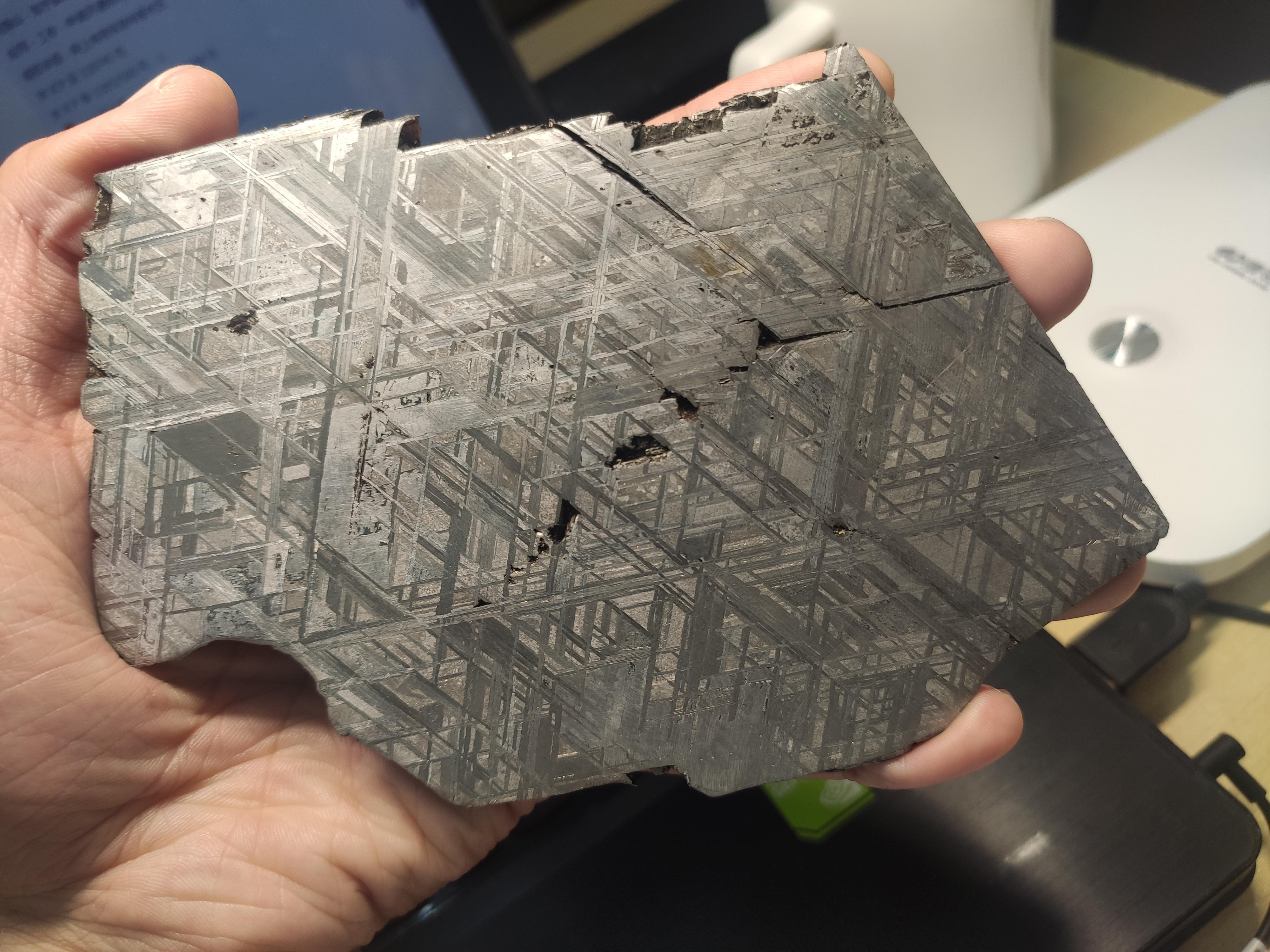 章北海制作陨石弹头的难点是什么? - 知乎