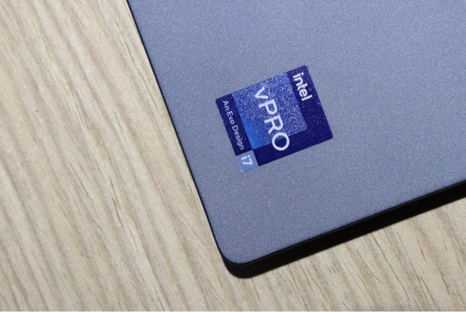 戴尔新Latitude 7440评测：移动办公最佳选择 - 知乎