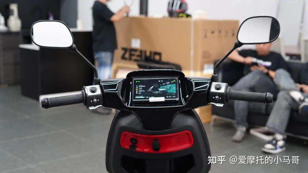 外卖神器极核EZ4，3780元起空间大，配置全，就是动力一般 - 知乎