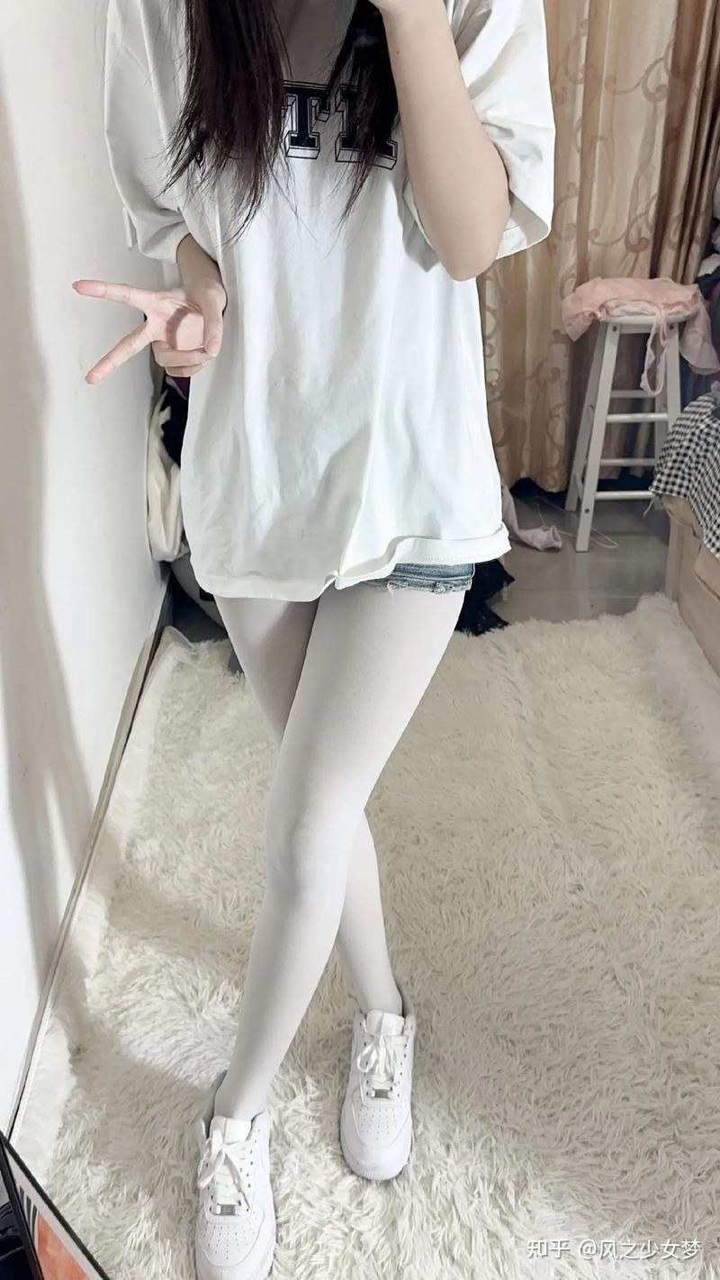 女生尿急憋到尿裤子的经历 知乎 7551