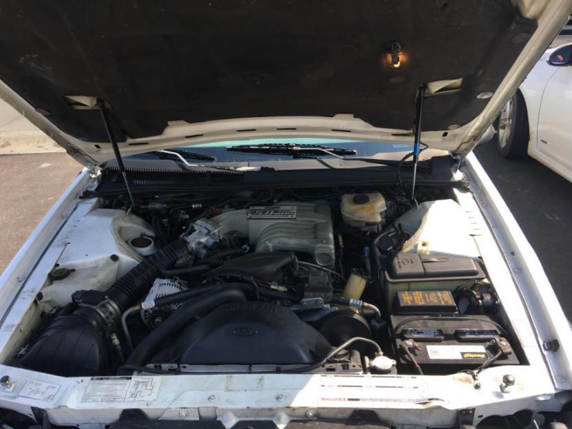 品味 | V8=速度机器？200马力的雷鸟车主可不这么想 - 知乎