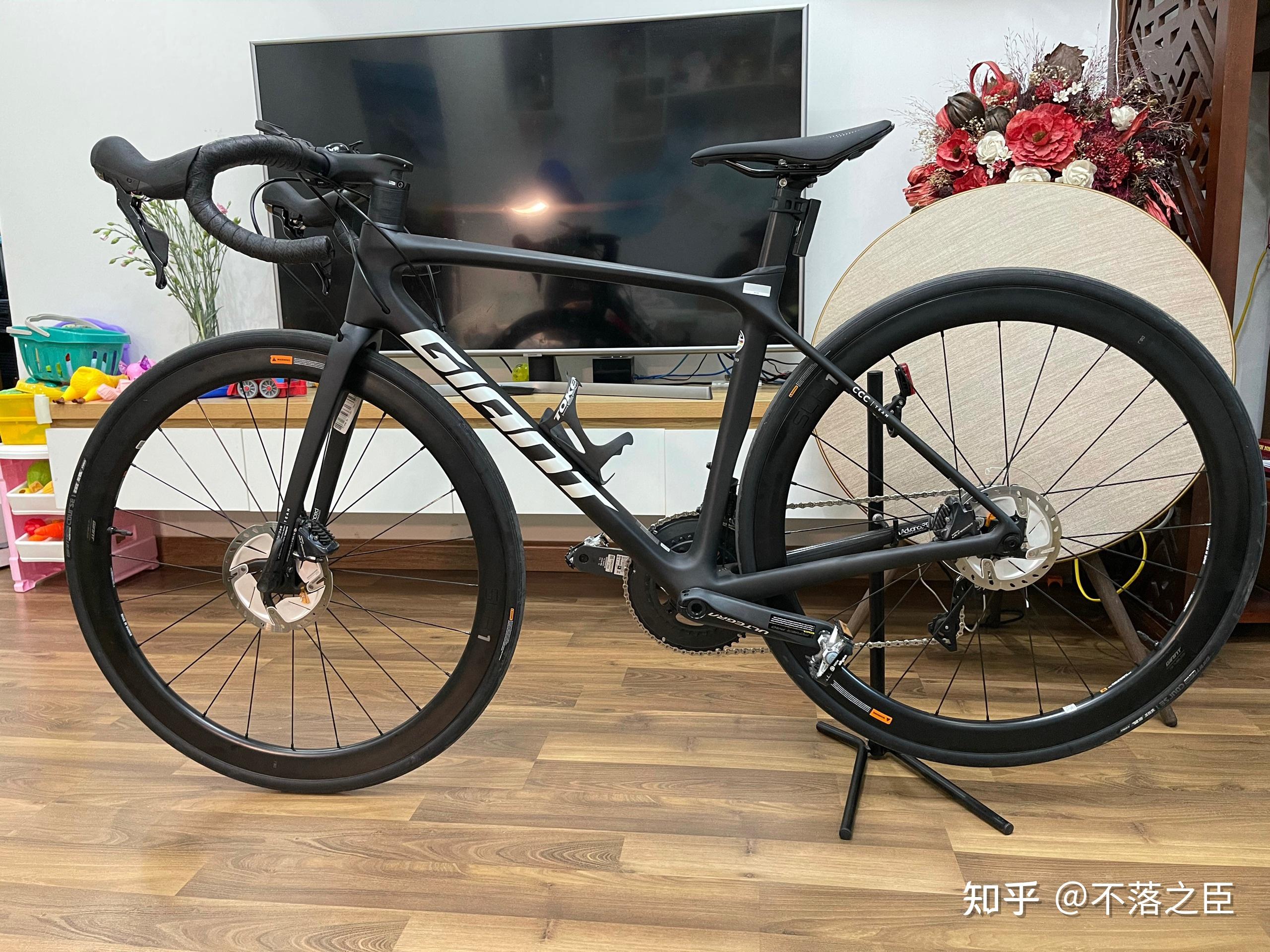 公路车TCR ADV PRO TEAM CCC 2021入手 - 知乎